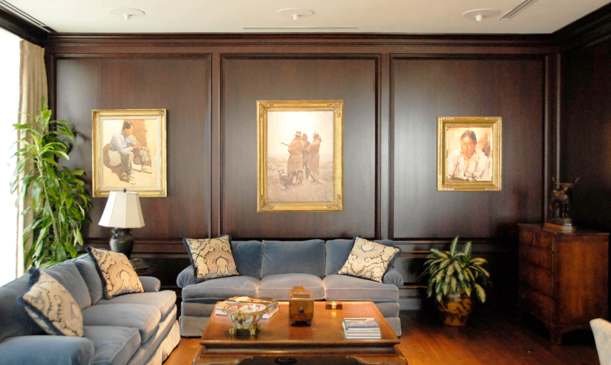 Phantom Lighting Systems - Art Lighting Specialists